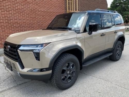 2025款雷克萨斯GX550 3.4T顶配现车直降8万 分期落地价106万