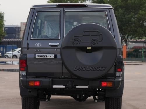 2025款酷路泽LC71 2.8T柴油版 钜惠来袭 港口现车最新行情价格