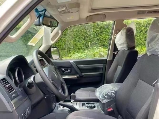 22款三菱帕杰罗 V93 3.0 GLS 织物天津最新价格配置