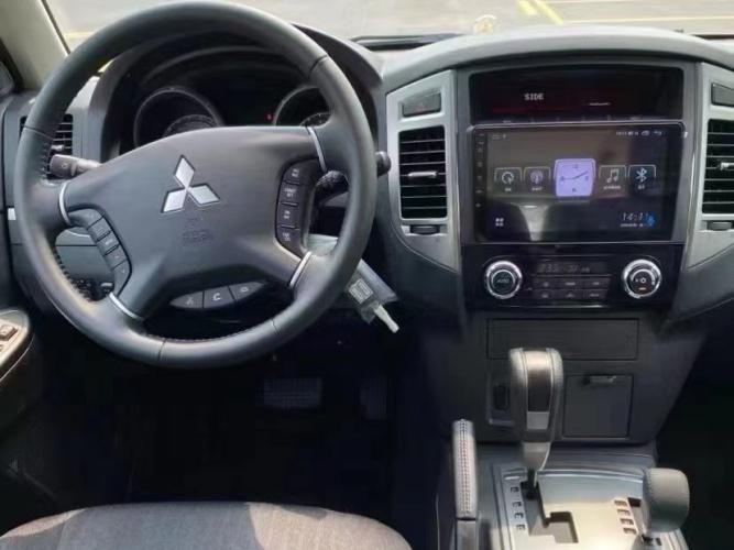 22款三菱帕杰罗 V93 3.0 GLS 织物天津最新价格配置