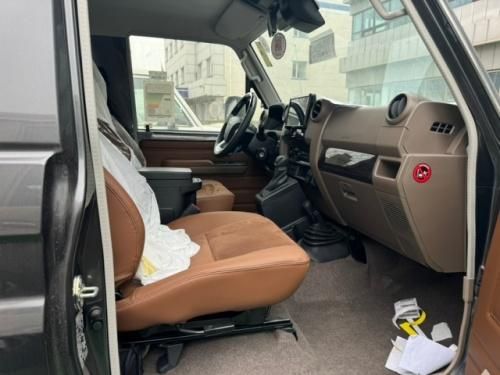 丰田酷路泽LC71 2.8T柴油非凡动力 配置豪华 金融方案灵活