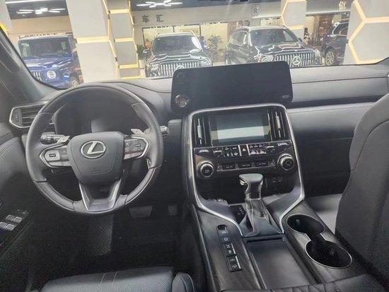 23款雷克萨斯LX600 中东美规加版多款可选择136万起
