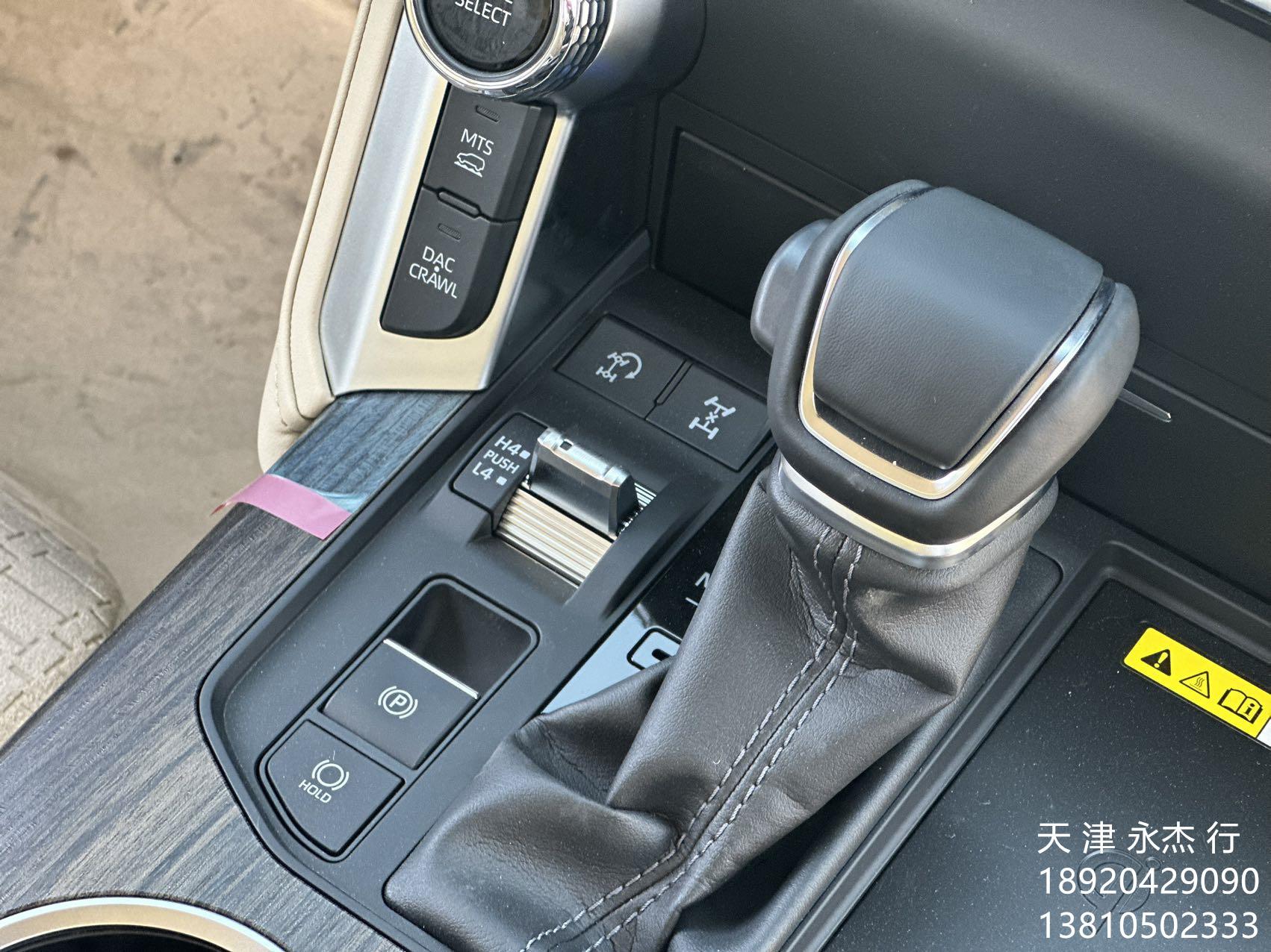 23款酷路泽LC300 3.5TT VX. 三差 雷测 JBL 白/米报价：108万